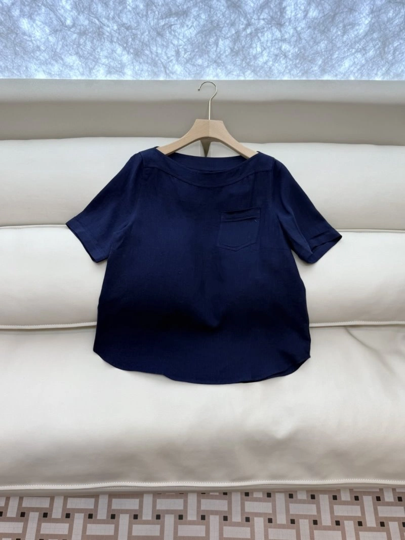 Budget-friendly Loro Piana Short Suits