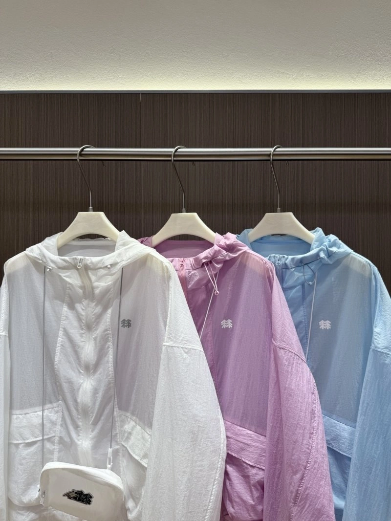 Discounted Loro Piana Sunscreen Jacket