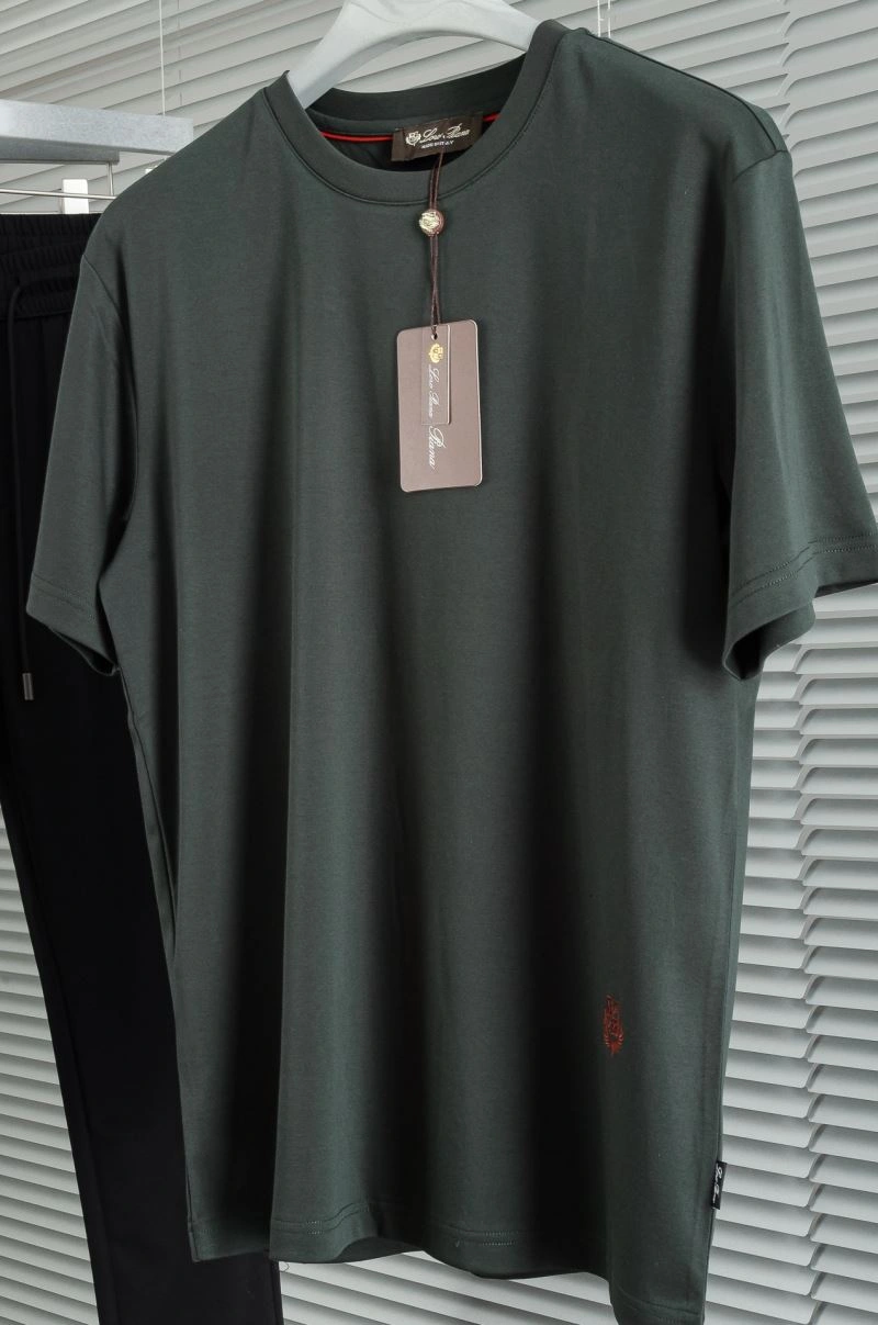 Indistinguishable Loro Piana T-Shirts