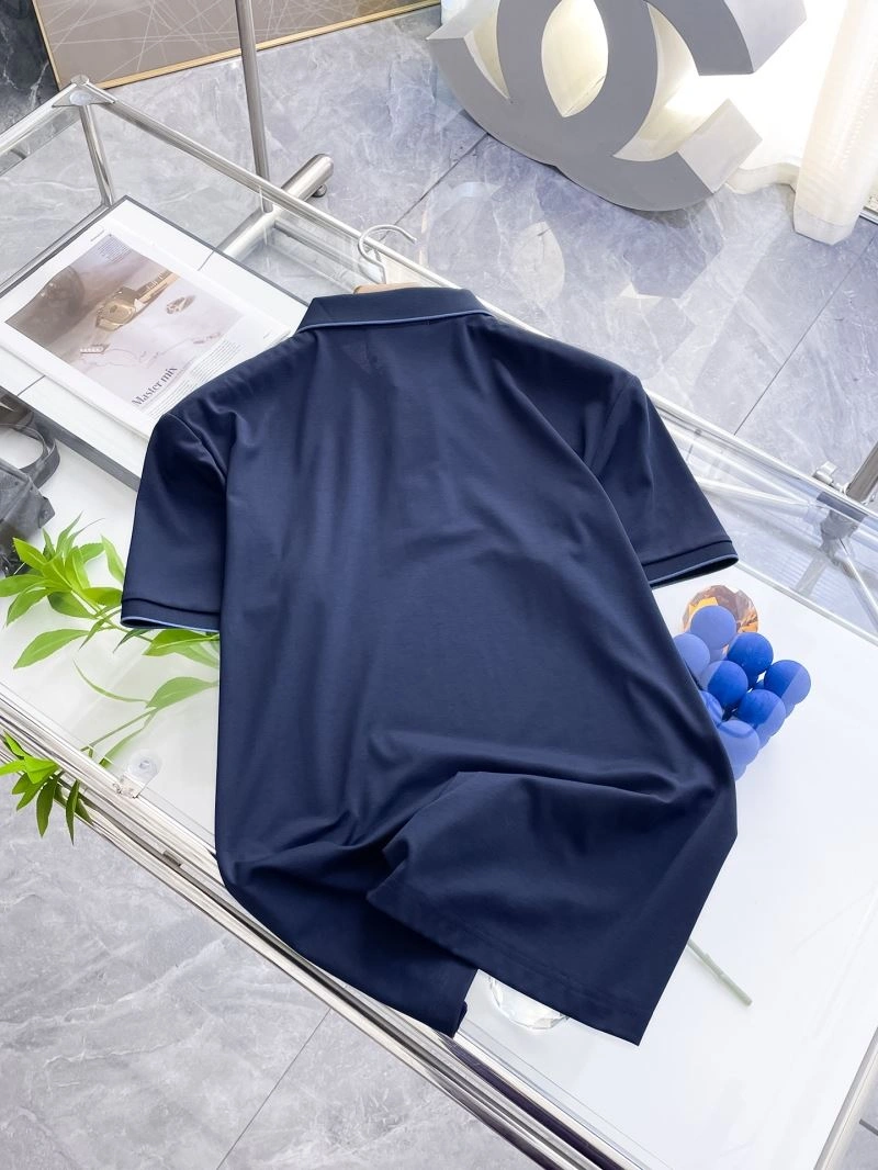 Accurate model Loro Piana T-Shirts