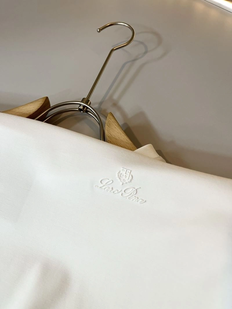 Inexpensive Loro Piana T-Shirts