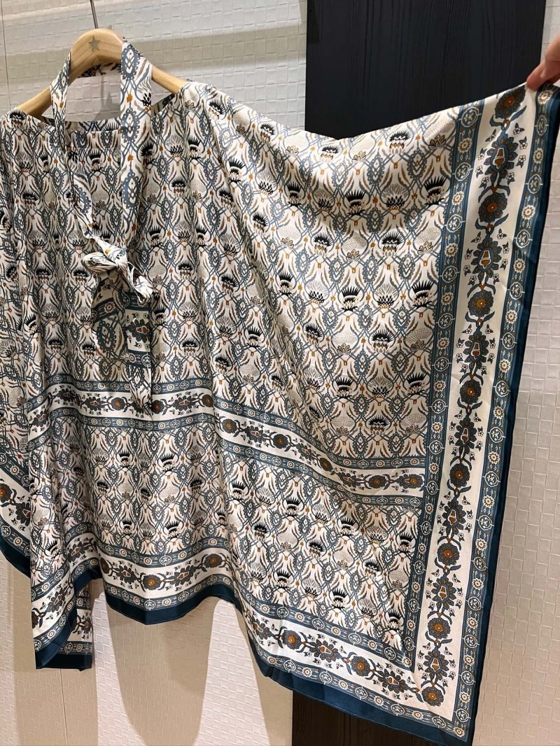 Affordable Loro Piana T-Shirts