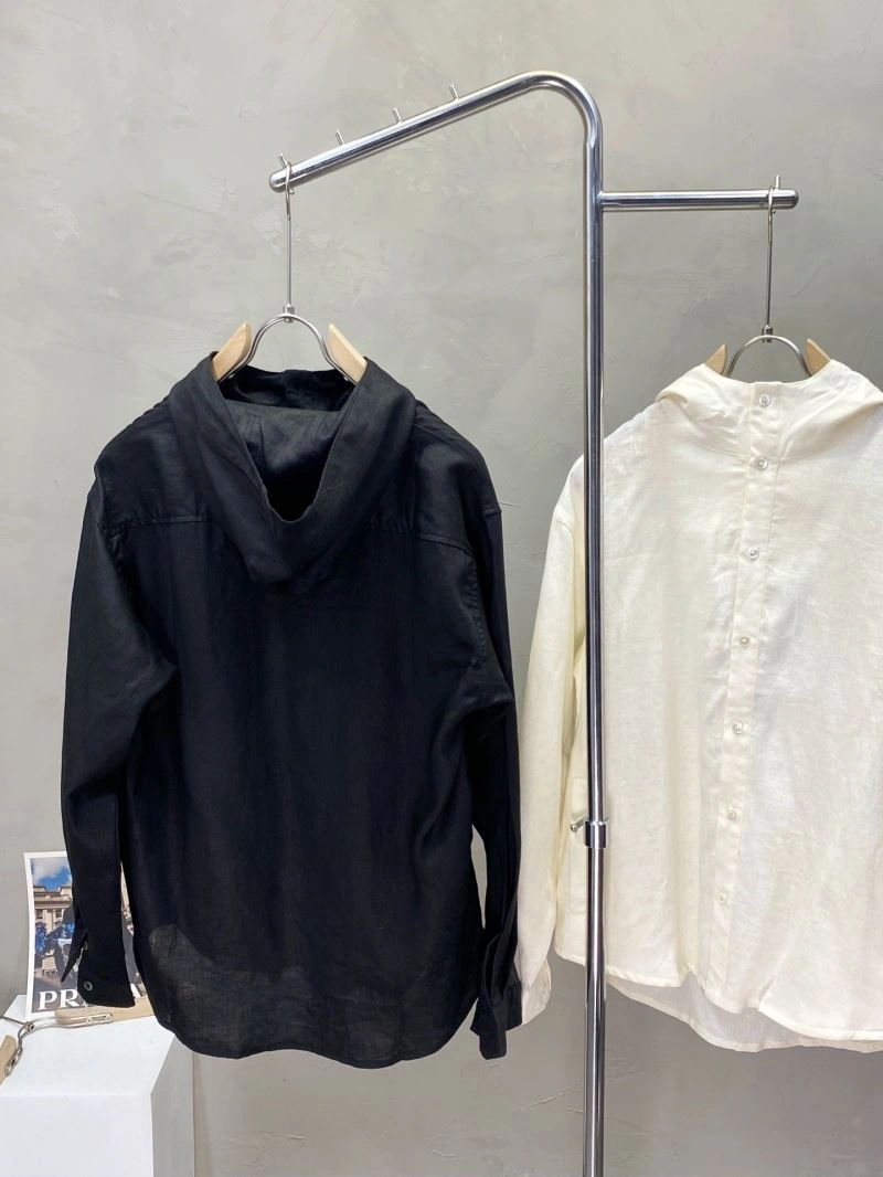 Accurate model Loro Piana T-Shirts