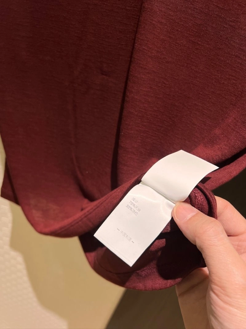 Inexpensive Loro Piana T-Shirts