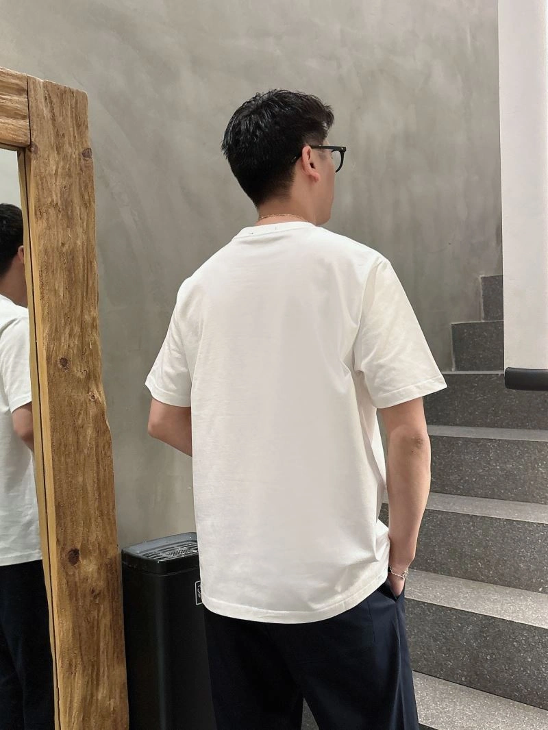 Bargain Loro Piana T-Shirts