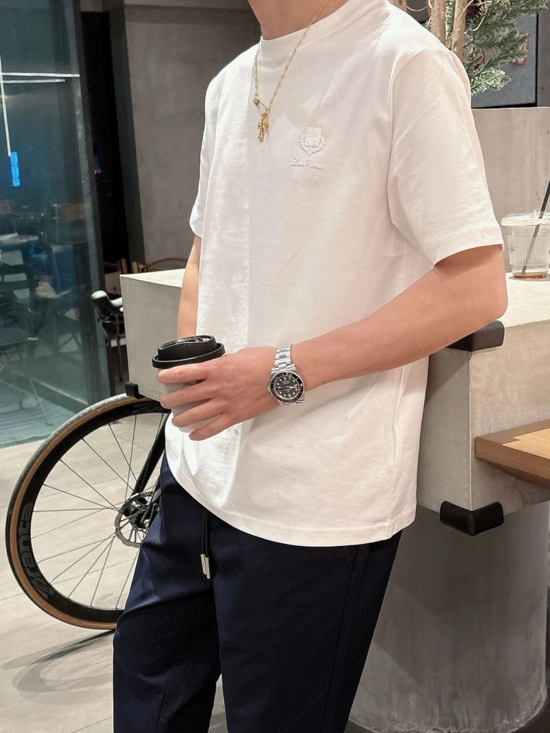 Bargain Loro Piana T-Shirts