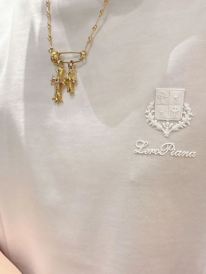 Bargain Loro Piana T-Shirts