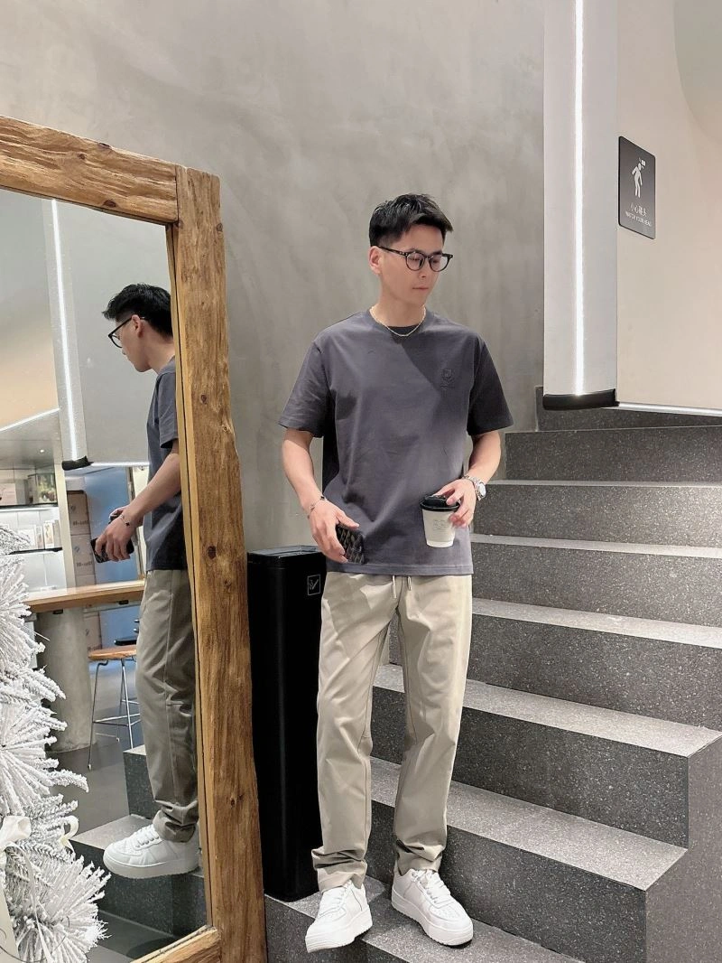 Reasonably priced Loro Piana T-Shirts