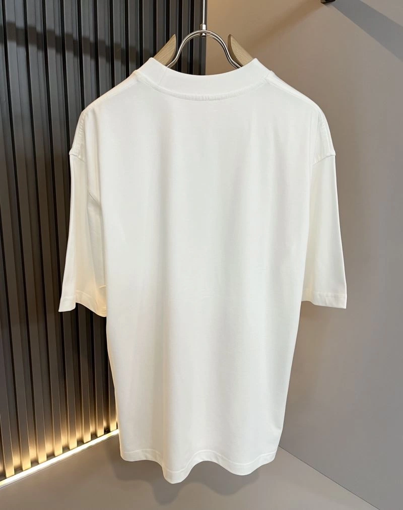 Value-priced Loro Piana T-Shirts