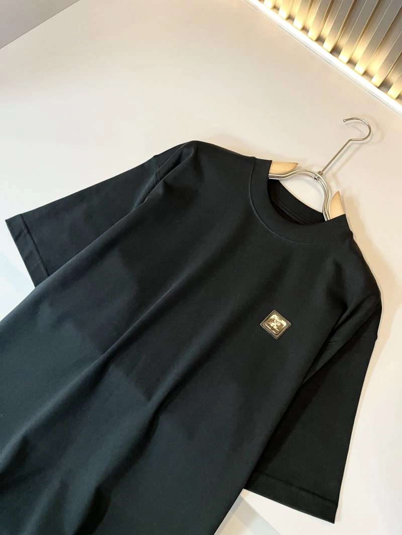 Indistinguishable Loro Piana T-Shirts