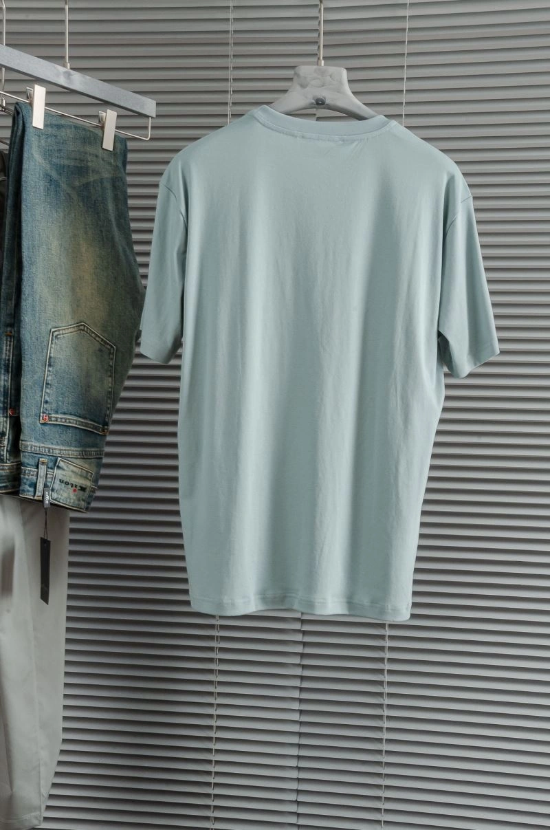 Indistinguishable Loro Piana T-Shirts