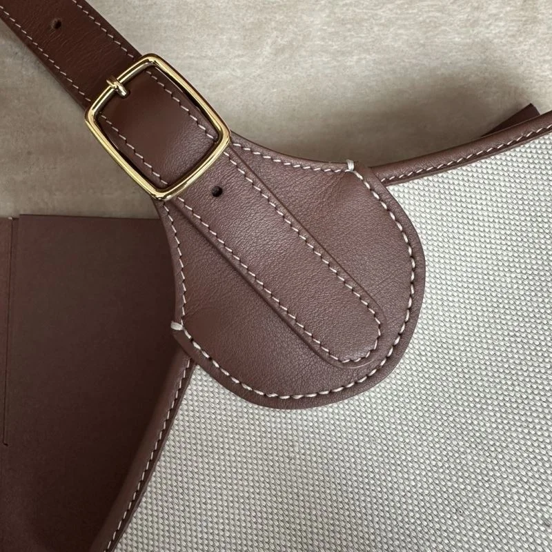 Bargain Loro Piana Top Handle Bags