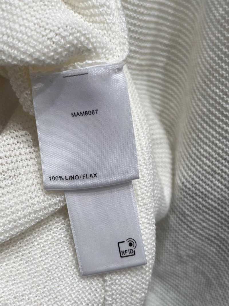 Low-cost Loro Piana Vest