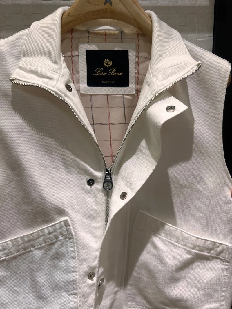 Bargain Loro Piana Vest