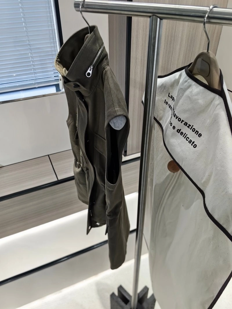 Inexpensive Loro Piana Vest