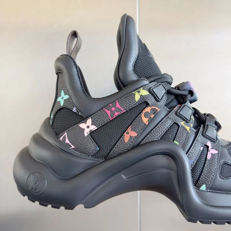 Accurate model Louis Vuitton Archlight Shoes