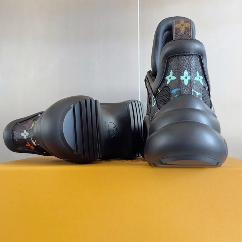 Accurate model Louis Vuitton Archlight Shoes