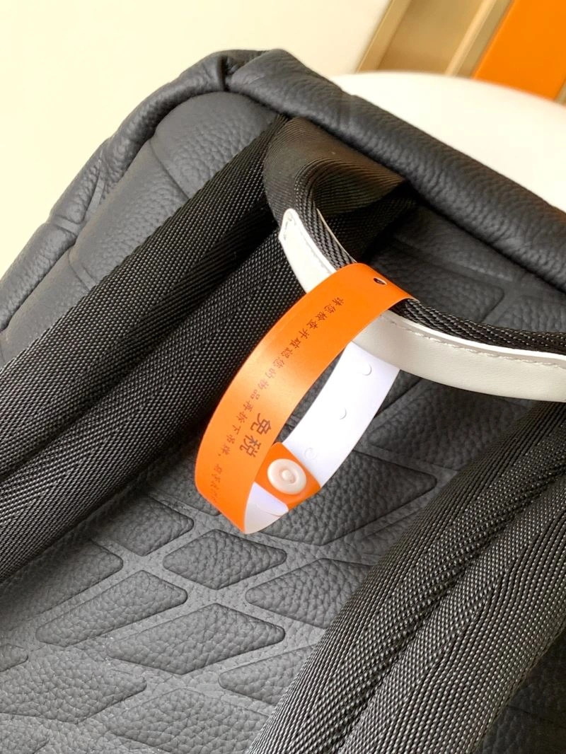 Top mirror Louis Vuitton Backpacks
