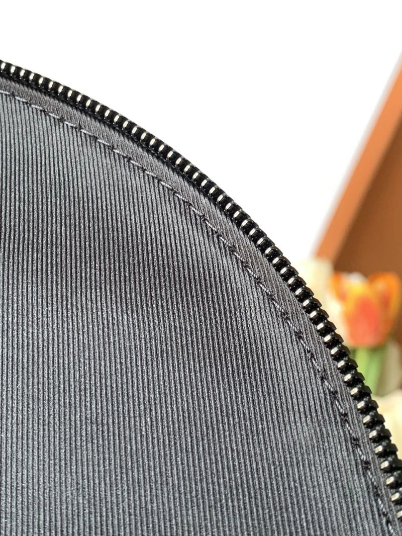 Low-cost Louis Vuitton Backpacks