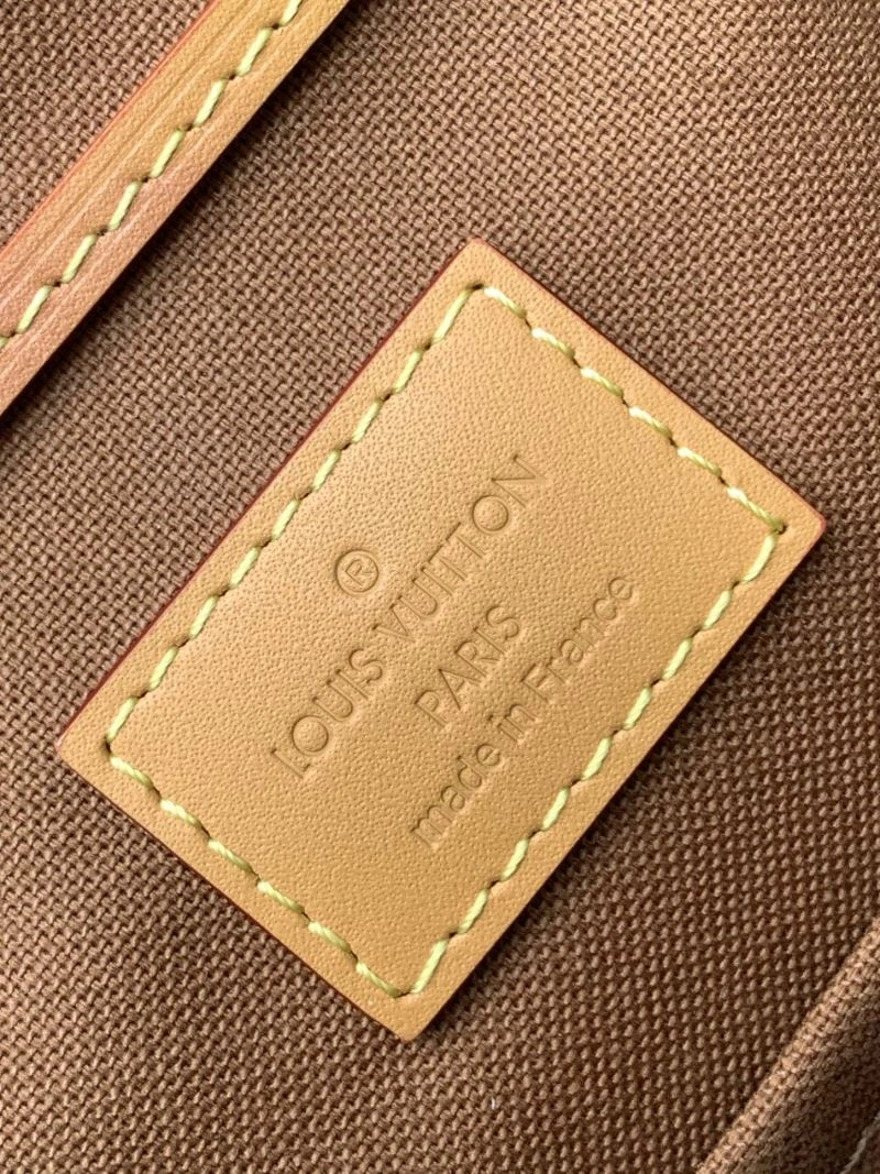 Accurate model Louis Vuitton Backpacks