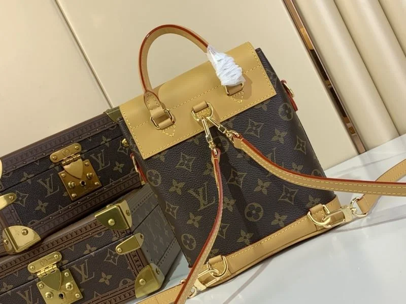 Top mirror Louis Vuitton Backpacks