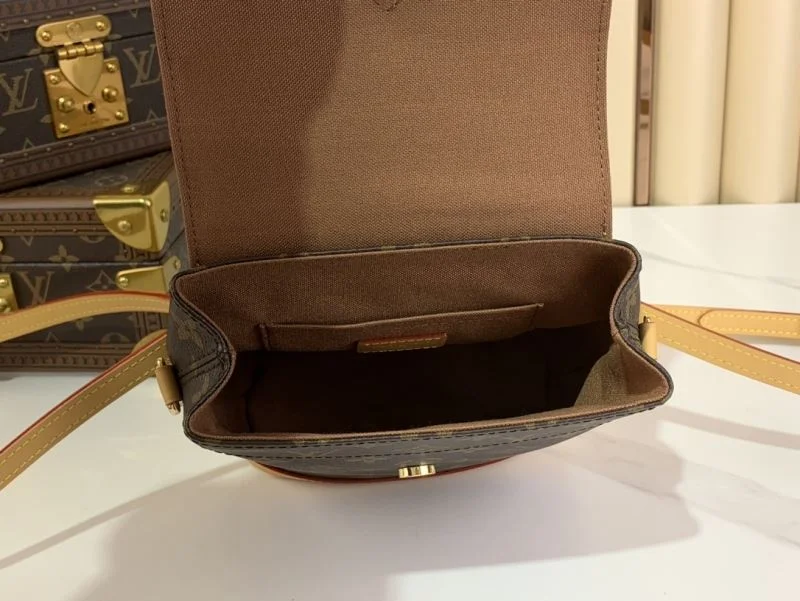 Top mirror Louis Vuitton Backpacks