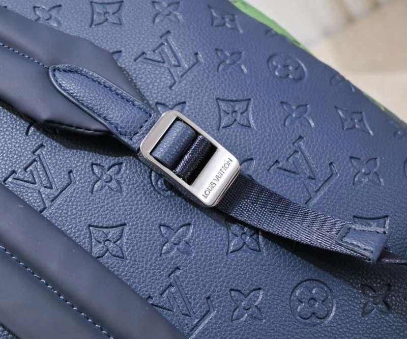 Accurate model Louis Vuitton Backpacks