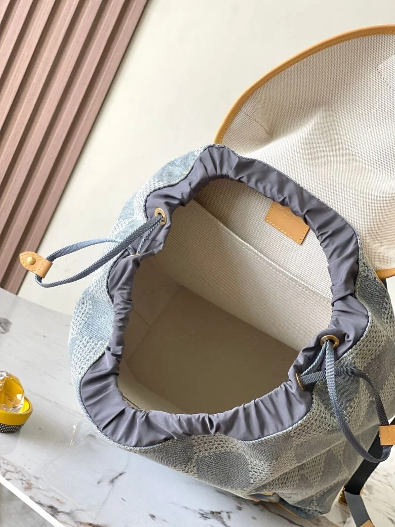 Mirror quality Louis Vuitton Backpacks
