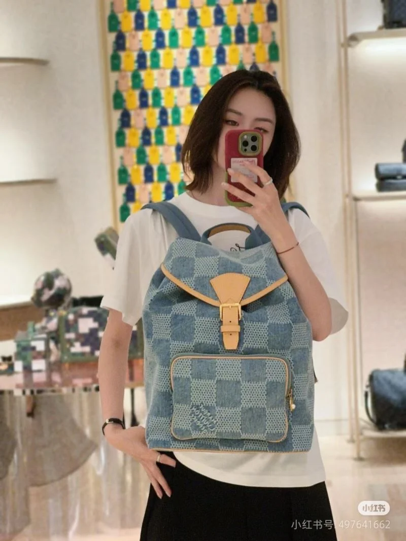 Mirror quality Louis Vuitton Backpacks