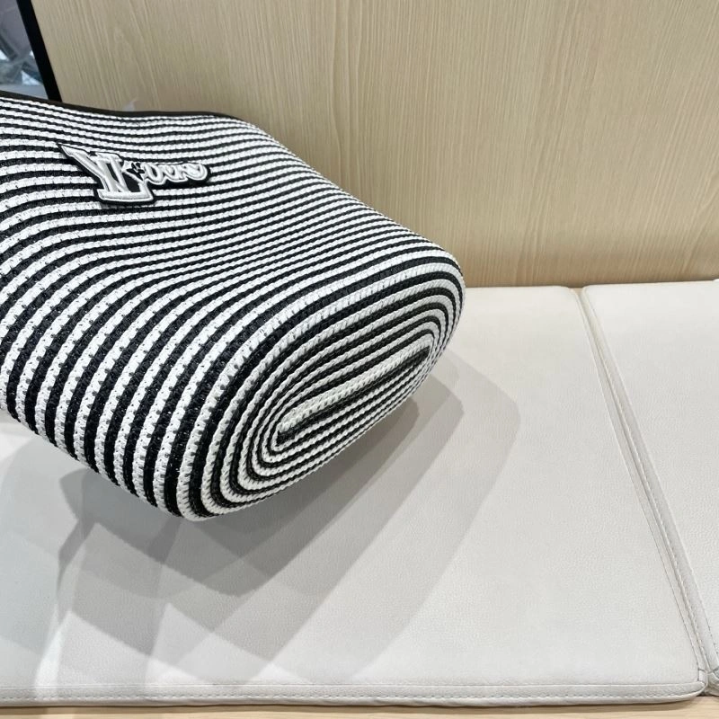 Exact replica Louis Vuitton Bags
