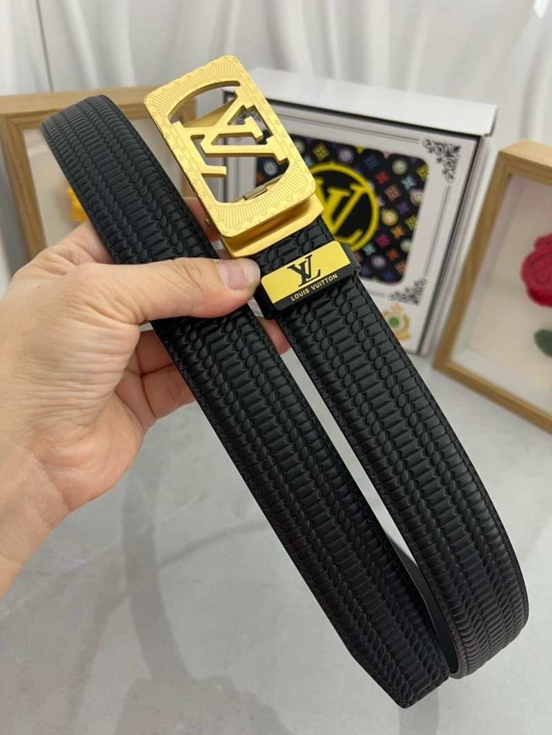 Low-cost Louis Vuitton Belts