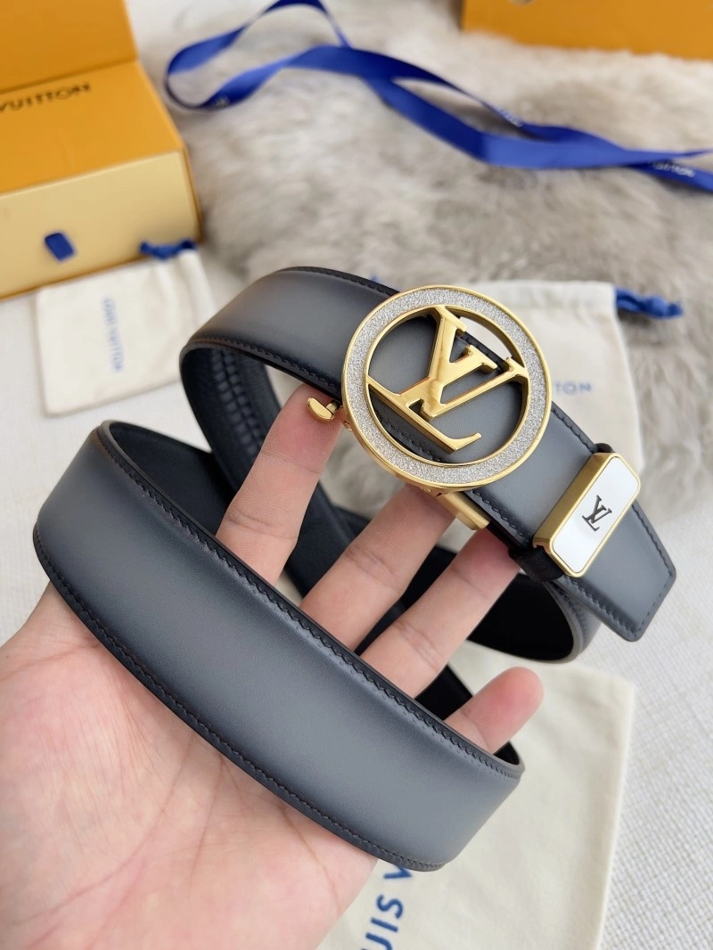 Top mirror Louis Vuitton Belts