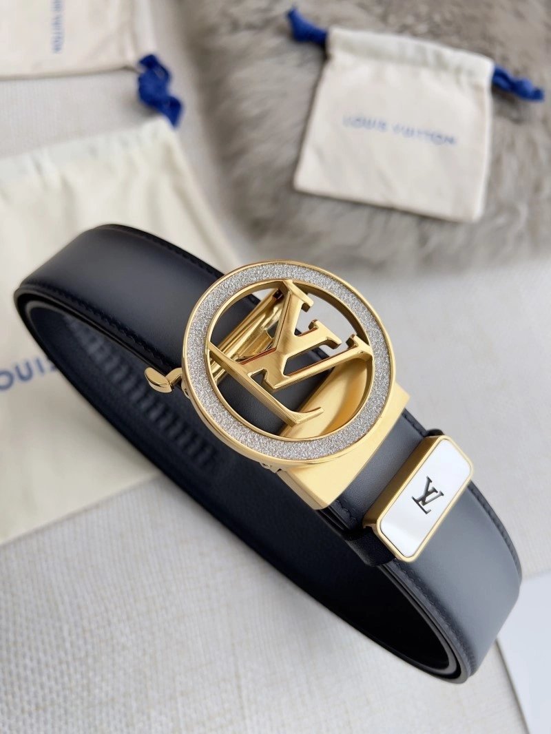 Top mirror Louis Vuitton Belts