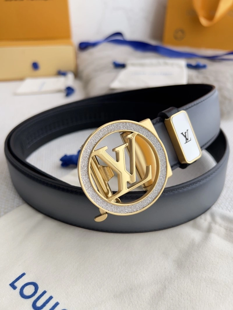 Top mirror Louis Vuitton Belts