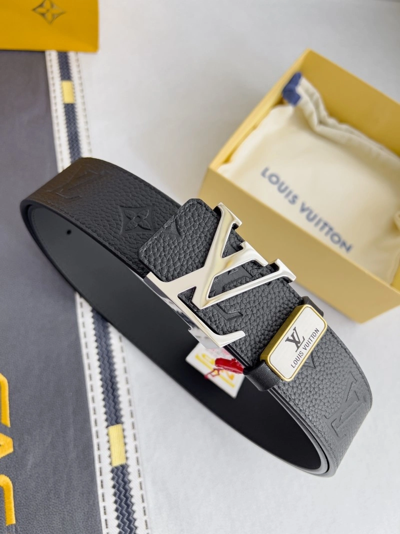 Low-cost Louis Vuitton Belts