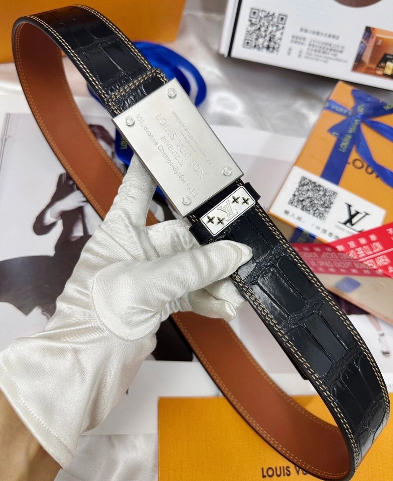 Top mirror Louis Vuitton Belts