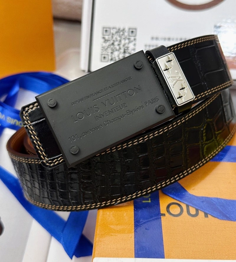 Accurate model Louis Vuitton Belts
