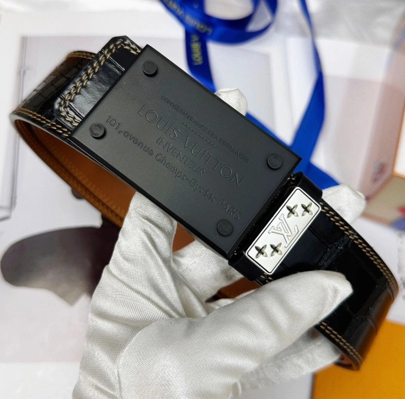 Accurate model Louis Vuitton Belts