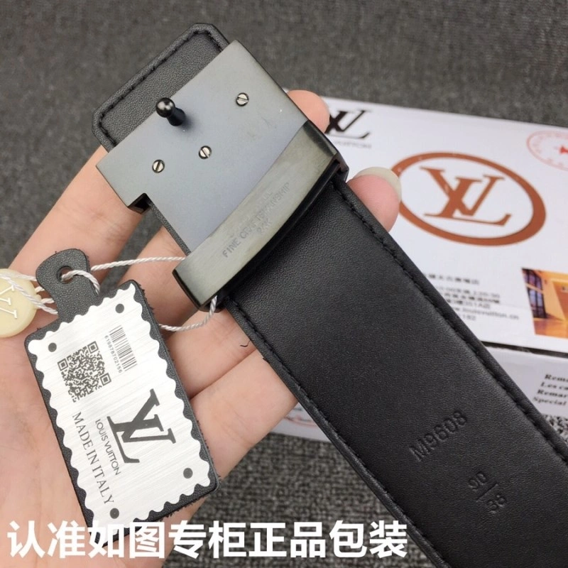 Top mirror Louis Vuitton Belts