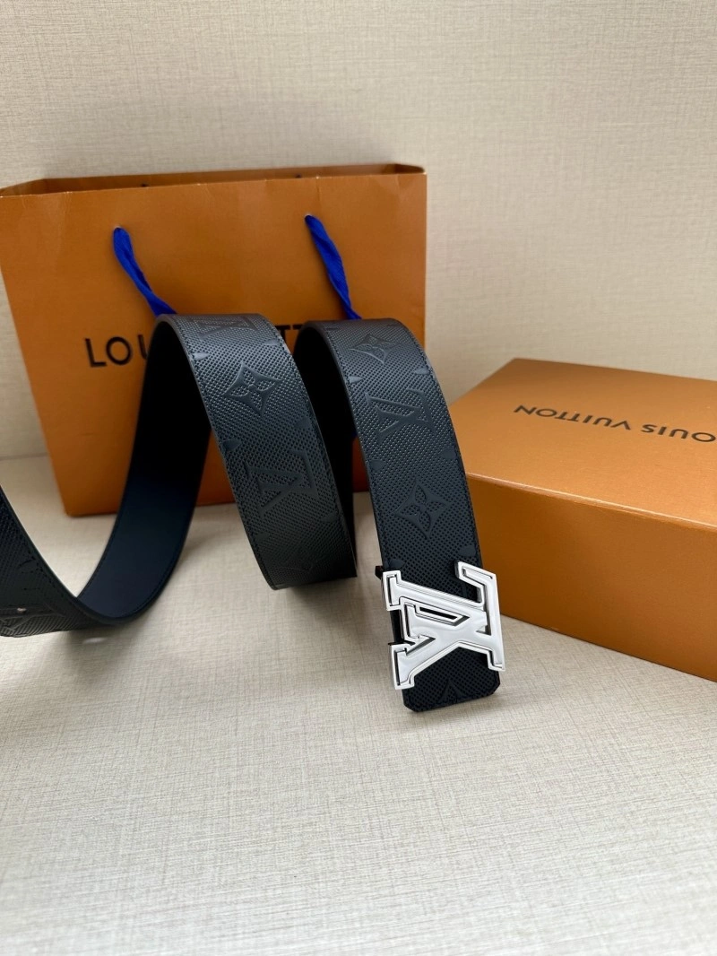 Low-cost Louis Vuitton Belts