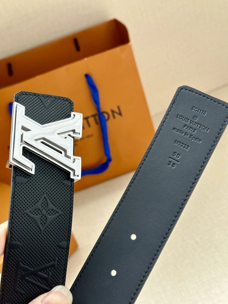 Low-cost Louis Vuitton Belts