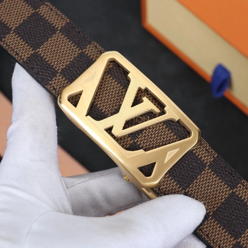 Top mirror Louis Vuitton Belts