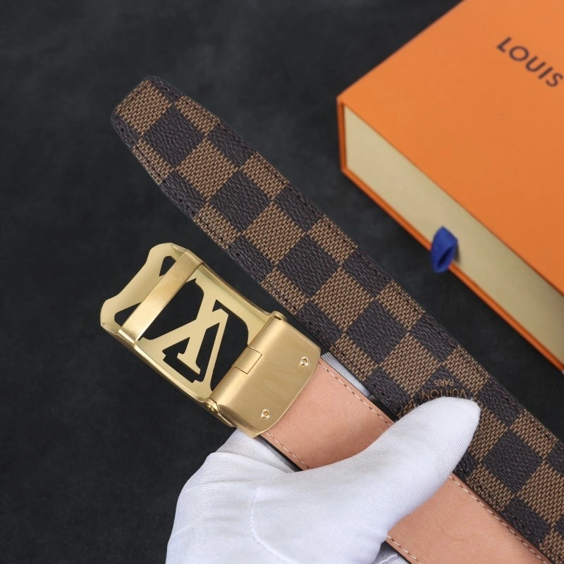 Top mirror Louis Vuitton Belts