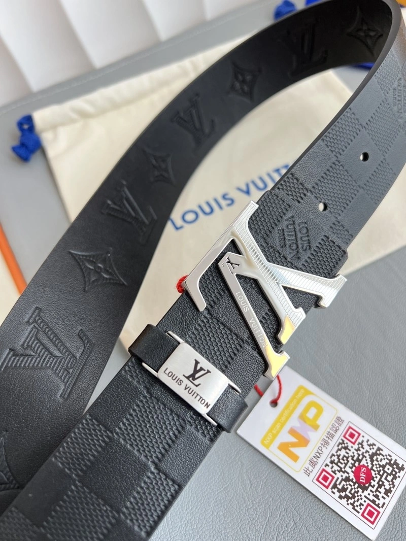 Bargain Louis Vuitton Belts