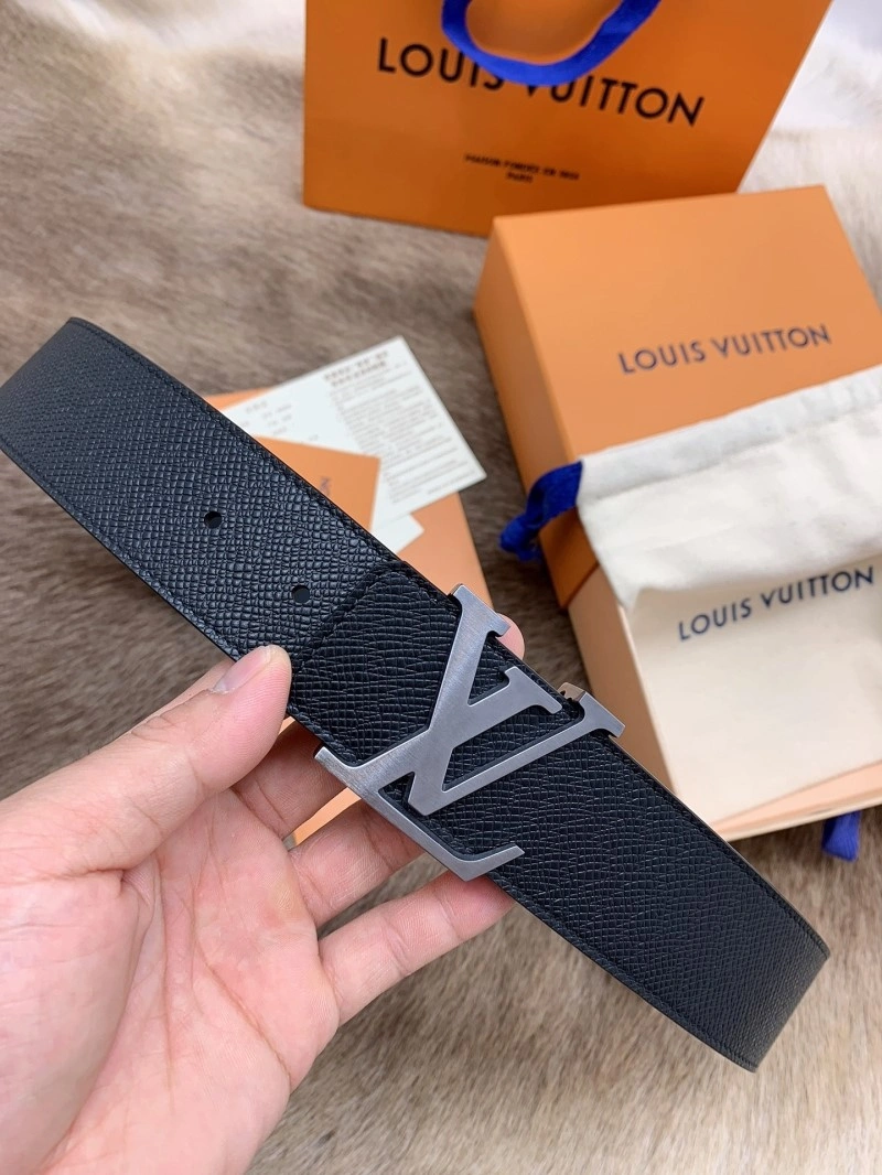 Accurate model Louis Vuitton Belts