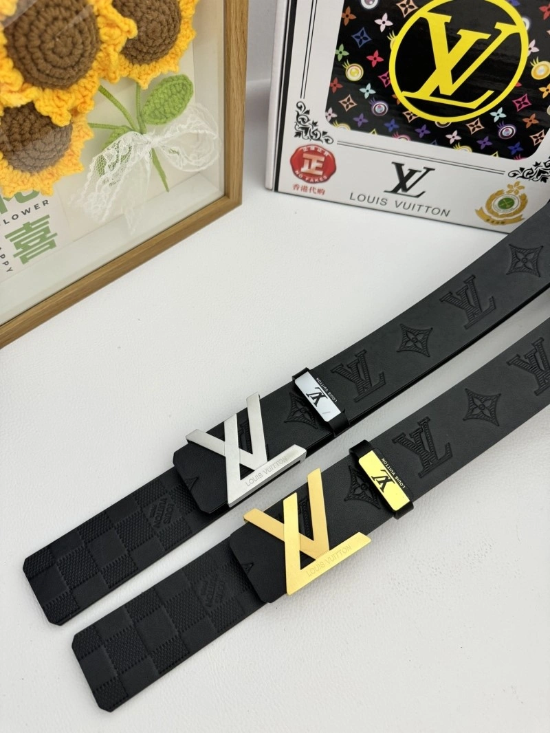 Low-cost Louis Vuitton Belts
