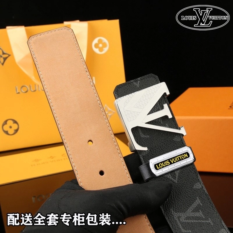Accurate model Louis Vuitton Belts