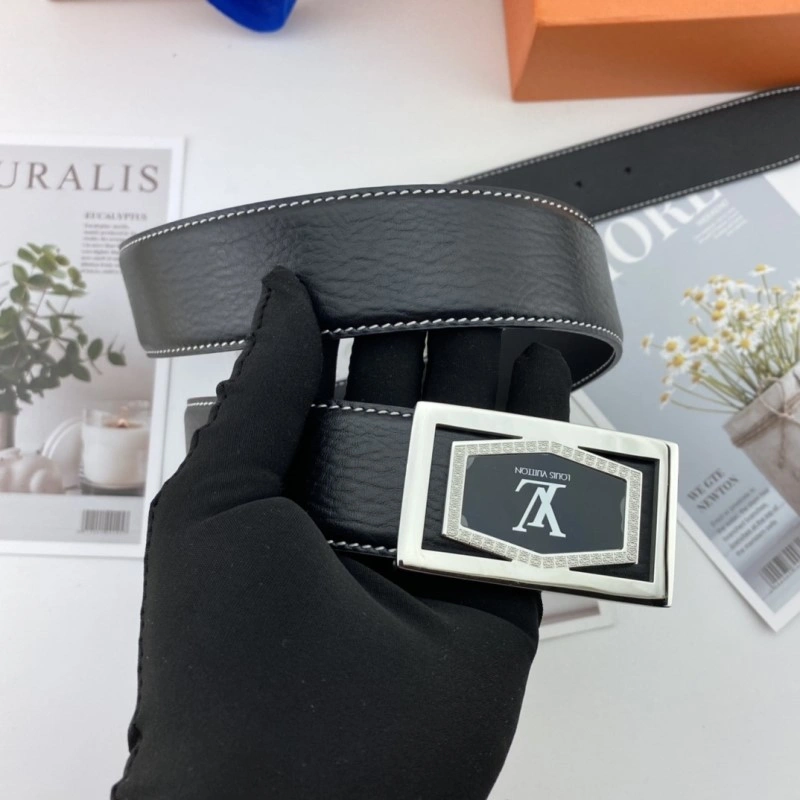 Top mirror Louis Vuitton Belts