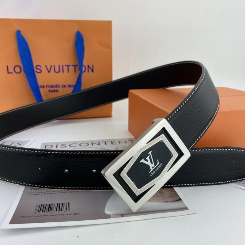 Top mirror Louis Vuitton Belts