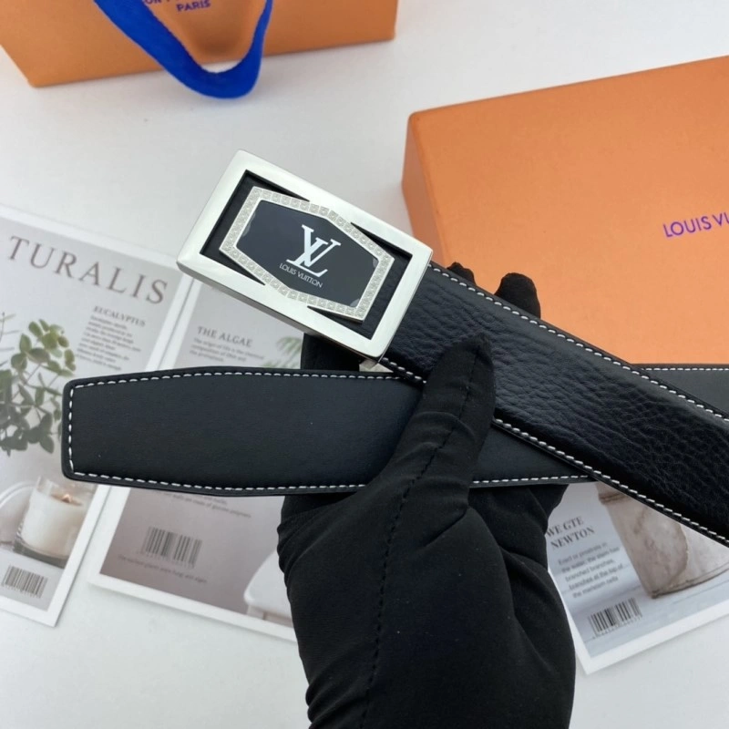 Top mirror Louis Vuitton Belts